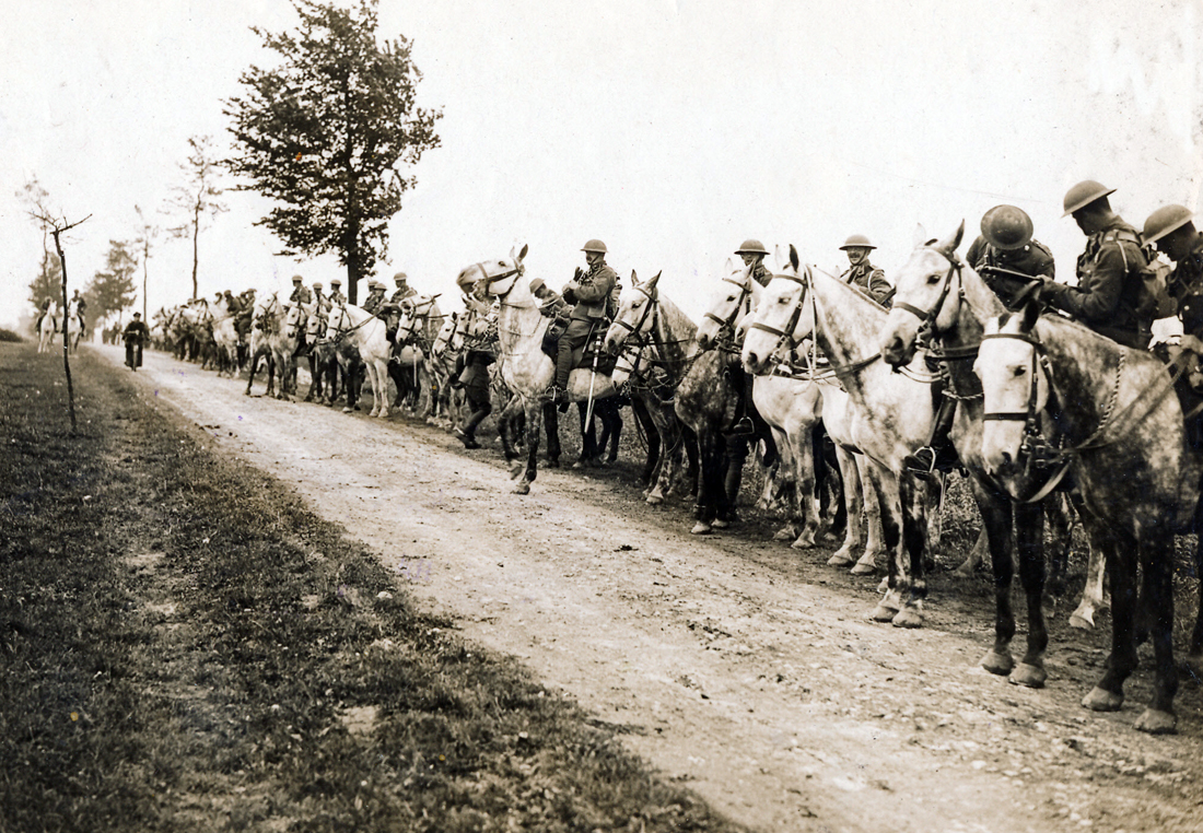 U300 Royal Scots Greys, France, 17 July, 1918 - WW1Photos.org