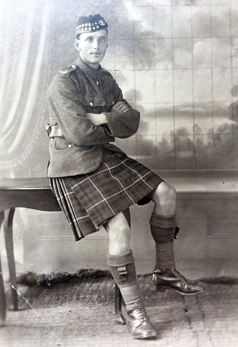 b-unnamed-scottish-soldier-courtesy-of-paul-hughes - WW1Photos.org