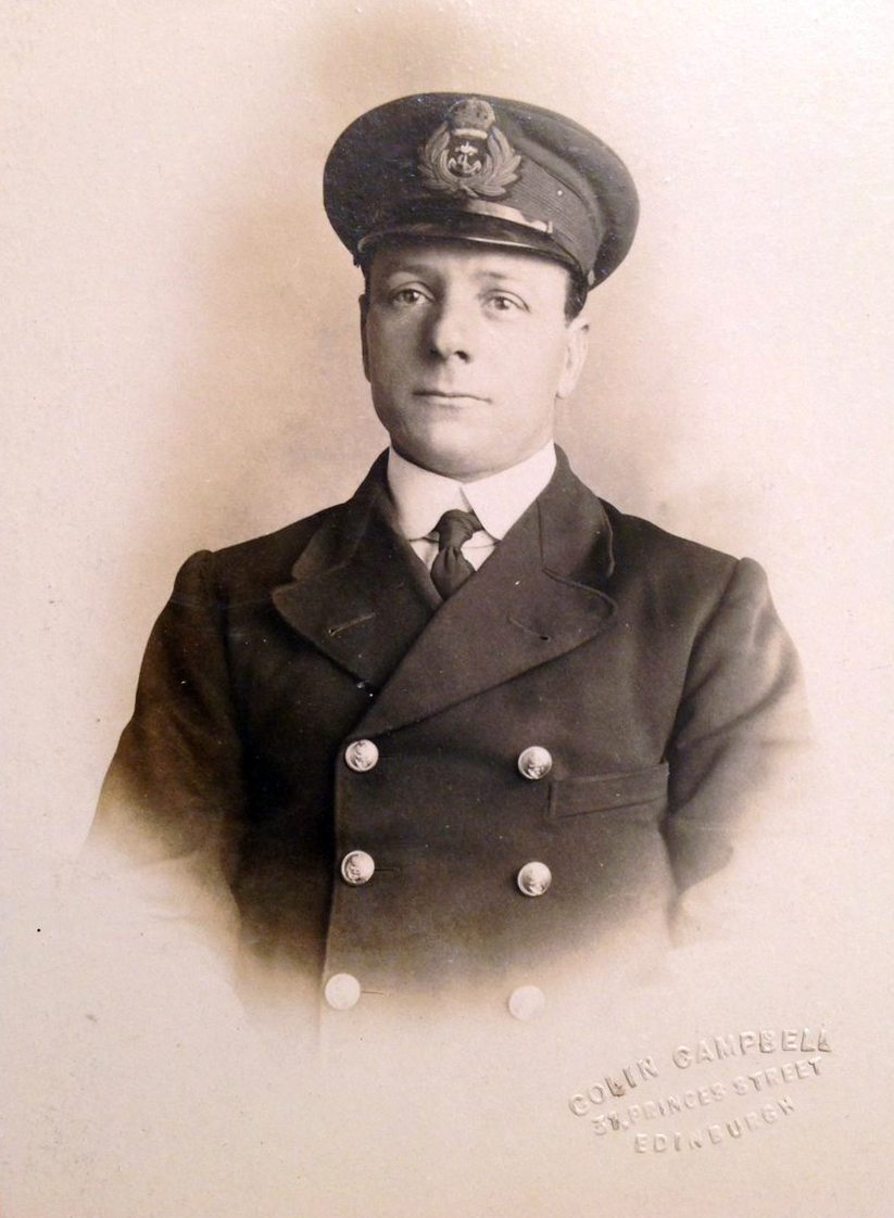 A725 Unnamed seaman, Colin Campbell Studio, Edinburgh. Courtesy of Paul ...