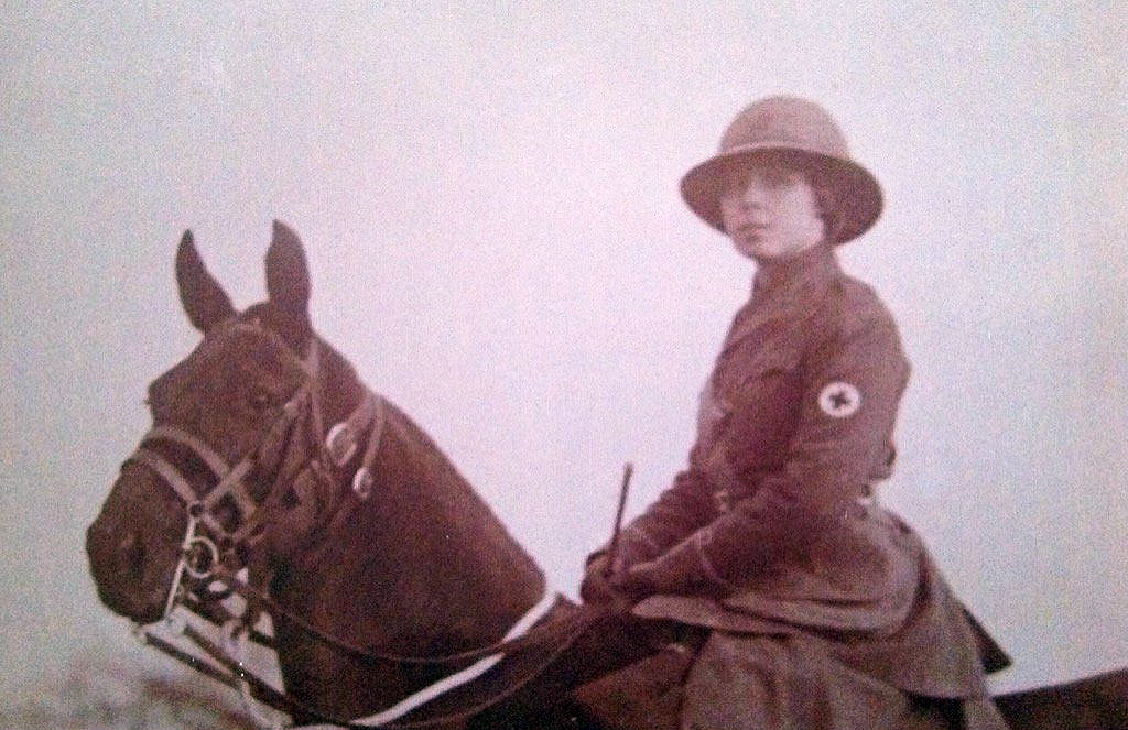 Margaret Waite courtesy of Pamela Mills - WW1Photos.org